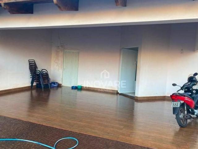 Casa com 3 dormitórios, 220 m² venda por R$ 700.000,00 ou aluguel por R$ 3.000,00/mês Residencia