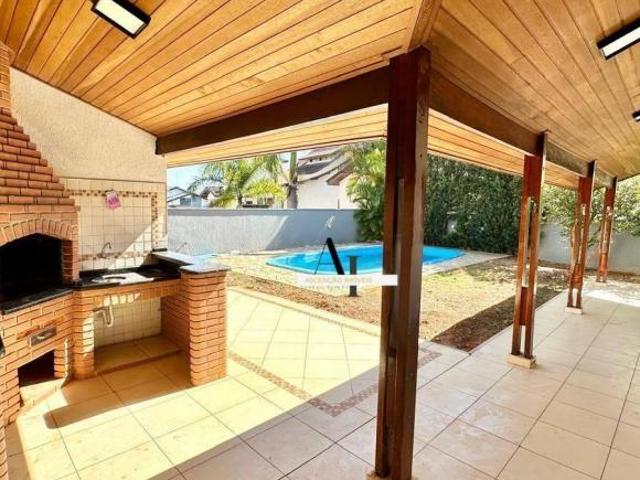 Casa com 3 dormitórios, 232 m² venda por R$ 2.395.000,00 ou aluguel por R$ 9.000,00/mês Arujá 5