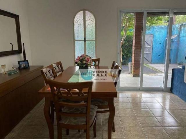 Casa com 3 dormitórios 2 suítes Vista Verde São José dos Campos/SP