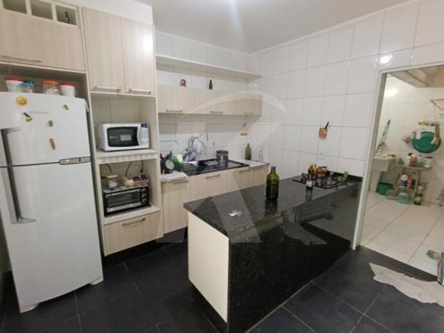 Casa com 3 dormitórios, 2 vagas de garagem no Parque Edu Chaves