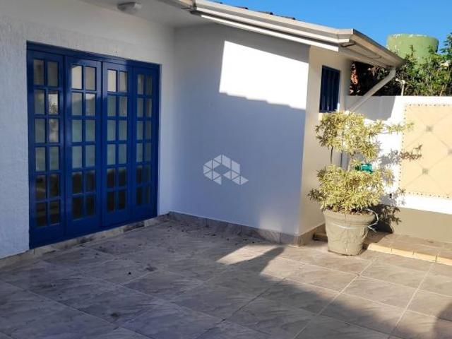 Casa com 3 dormitórios, 2 vagas, em Noiva do Mar, Xangri Lá/RS