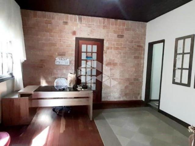 Casa com 3 dormitórios 2 vagas no bairro Santo Antônio