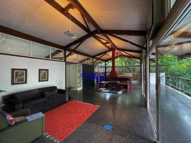 Casa com 3 dormitórios, 3 suítes à venda, 1043 m² Granja Viana/SP