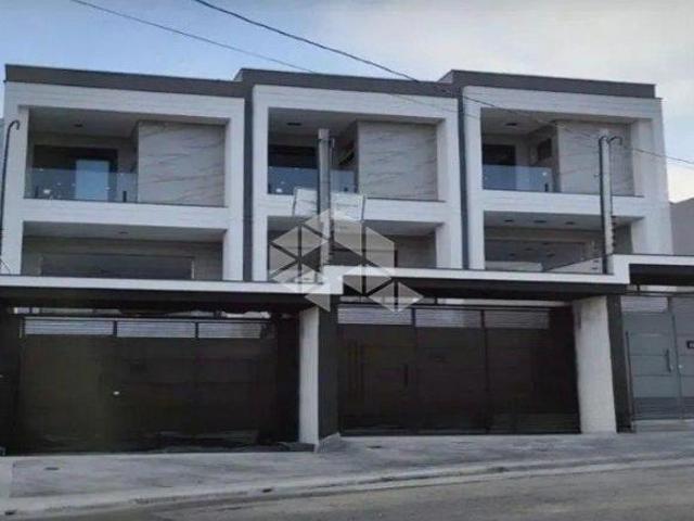CASA COM 3 DORMITÓRIOS 3 SUÍTES, 2 VAGAS, 220M² ÁREA ÚTIL À VENDA EM PENHA