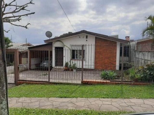 Casa com 3 dormitórios, 3 vagas Bairro Santa Tereza