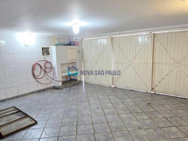 Casa com 3 dormitórios, 3 vagas, piscina e churrasqueira