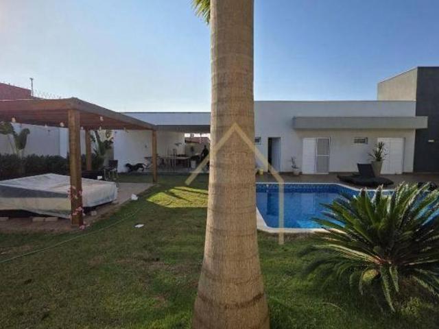 Casa com 3 dormitórios, 481 m² venda ou aluguel Estância Hípica Nova Odessa/SP
