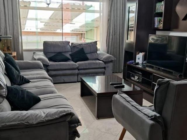 Casa com 3 Dormitorios 4 banheiros à Venda, 143 m² por R$ 914.000 próximo metro sacomâ Vila Moinho