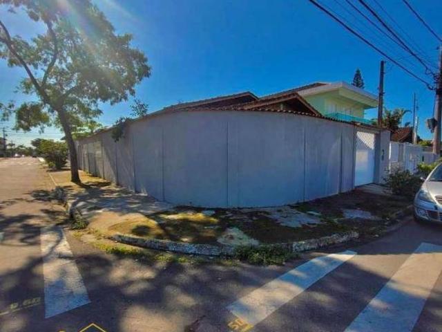 Casa com 3 dorms, Maracanã, Praia Grande R$ 665 mil, Cod: 2520