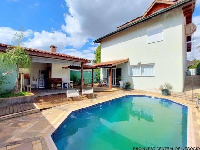 Casa com 3 dorms. no São Paulo II 370 m² por R$ 1.350.000 Granja Viana Cotia/SP
