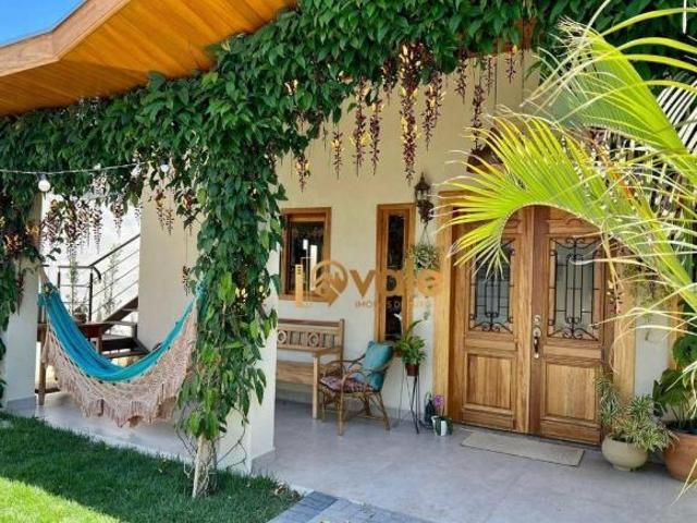 Casa com 3 dorms à venda, 176 m² Villa Branca Jacareí/SP