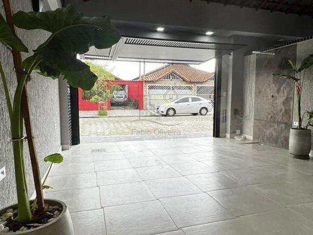 Casa com 3 dorms, Caiçara, Praia Grande R$ 830 mil, Cod: 4706