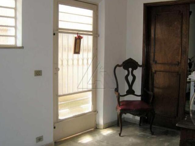 Casa com 3 dorms, Caxingui, São Paulo R$ 3.5 mi, Cod: 3563