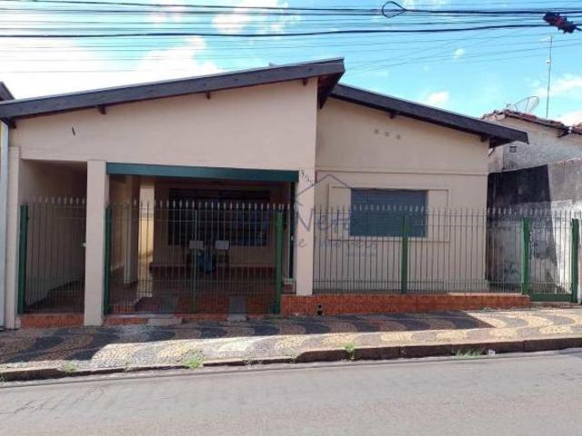 Casa com 3 dorms, Centro, Pirassununga R$ 630 mil, Cod: 10133113