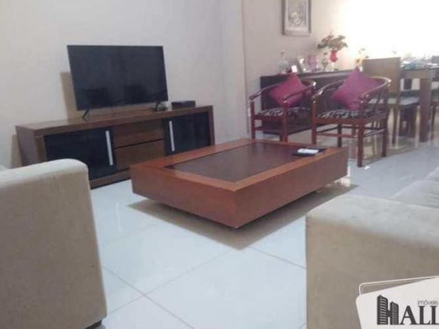 Casa com 3 dorms, Centro, São José do Rio Preto R$ 500 mil, Cod: 14743