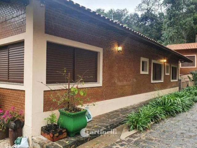 Casa com 3 dorms, Centro, Santo Antônio do Pinhal