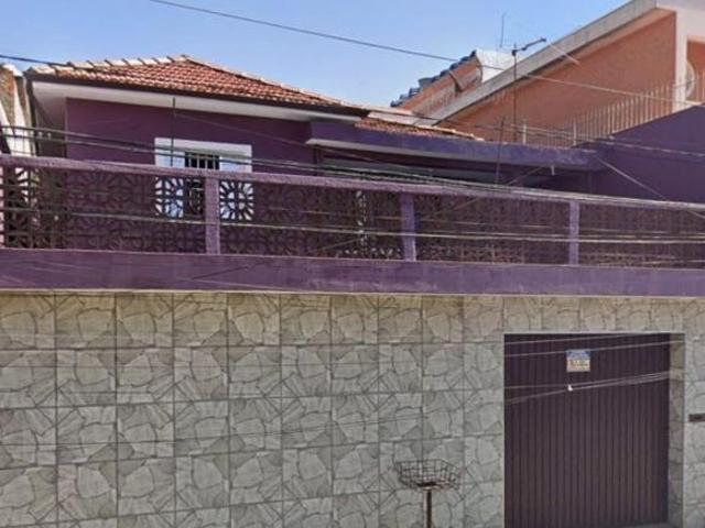 Casa com 3 dorms e Edicula proximo ao centro do Taboão da Serra