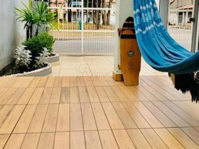 Casa com 3 dorms para venda no Bosque dos Eucalipotos / Proximo do Sesi