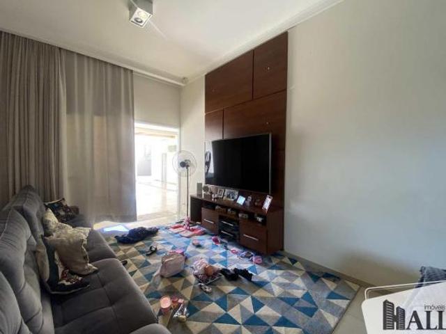 Casa com 3 dorms, Vila Boa Esperança, São José do Rio Preto R$ 690 mil, Cod: 10507