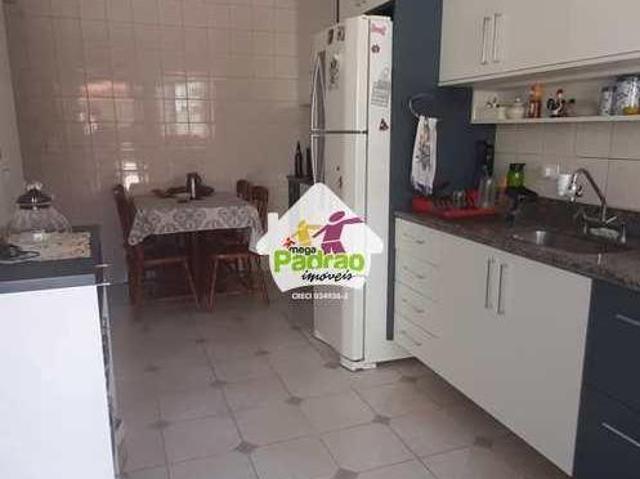 Casa com 3 dorms, Vila São Judas Tadeu, Guarulhos R$ 700 mil, Cod: 10106