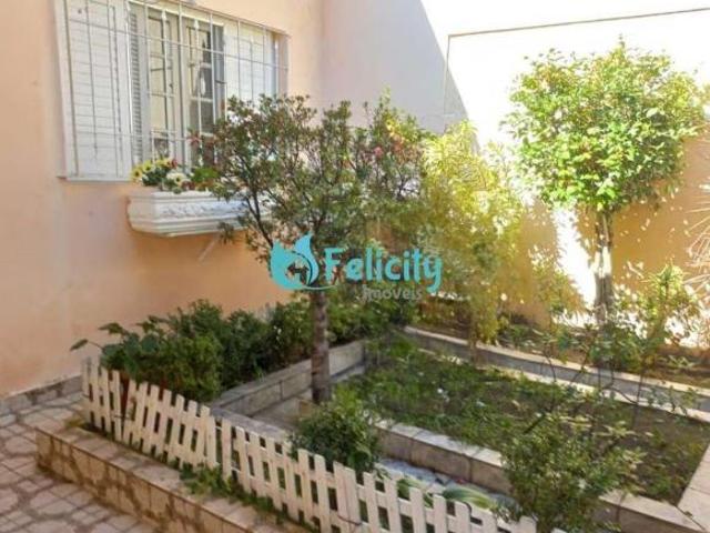 Casa com 3 dorms, 1 suíte, 2 vagas, 210m2 na Vila Ipojuca