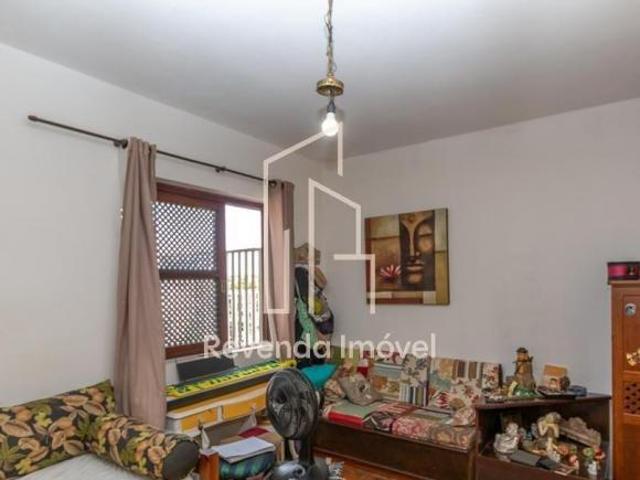 casa com 3 dorms, 1 suite e 2 vagas no campo belo