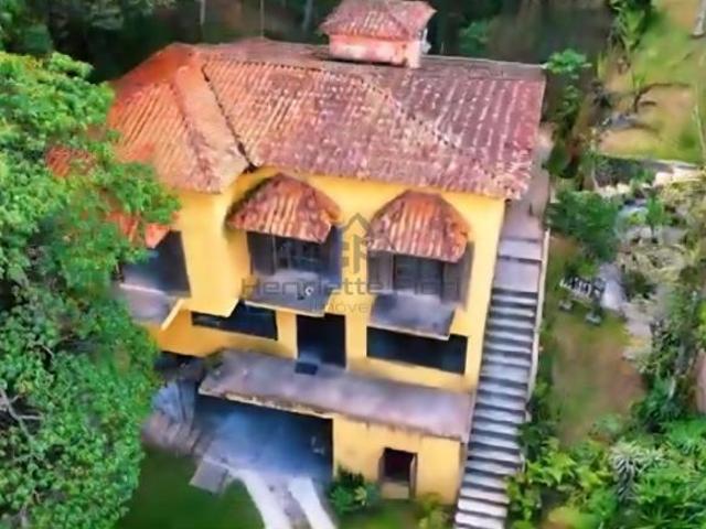 Casa com 3 quarto sendo 1 suíte Alpes da Cantareira