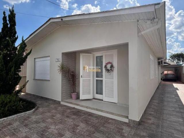 Casa com 3 quartos, 3 vagas e com 168m² em Gravataí