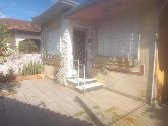 Casa com 3 quartos, 3 vagas no bairro Vila Ipiranga