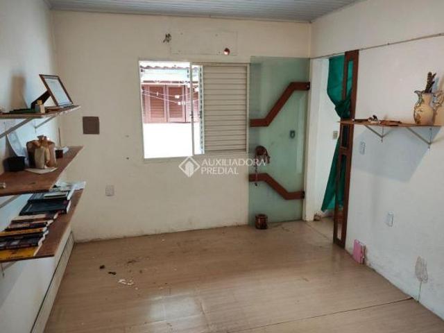 Casa com 3 quartos, 3 banheiros, 3 vagas no bairro Vila Nova