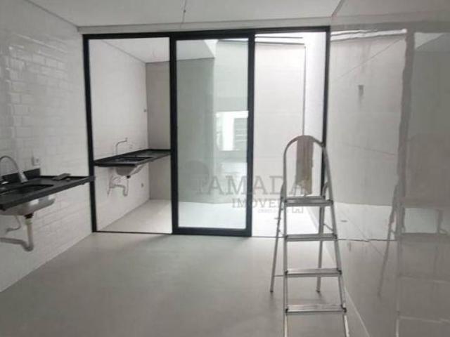 Sobrado novo frontal com 3 quartos sendo 3 Suítes, 2 vagas à venda, 100 m² por R$ 660.000 Vila Ré