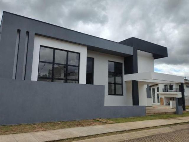 Casa com 3 quartos 3 suítes à venda, 220 m² por R$ 1.800.000 Condomínio Pecan Itupeva/SP