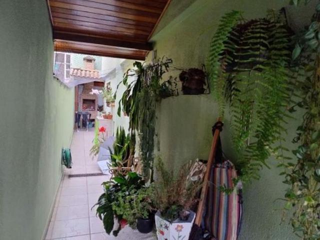Casa com 3 quartos, 166 m² à venda em Jardim Monte Kemel