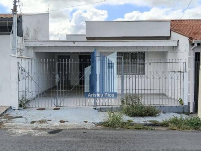 Casa com 3 quartos, 177 m²