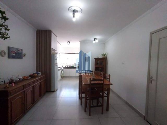 Casa com 3 quartos, 184 m²