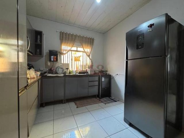 CASA COM 3 QUARTOS