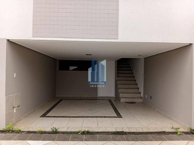 Casa com 3 quartos, 196 m²