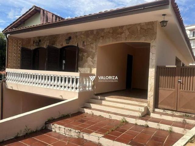 Casa com 3 quartos, 196 m² venda por R$ 749.000 ou aluguel por R$ 4.628/mês Jardim Emília Soro
