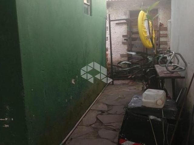 Casa com 3 Quartos, 1 Banheiro