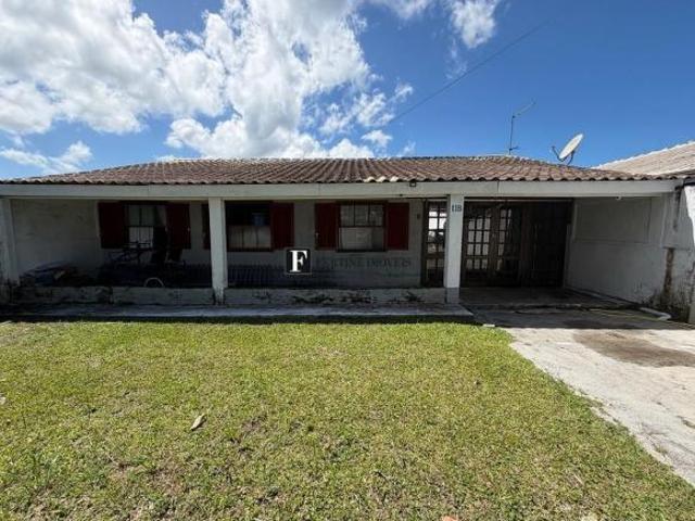 Casa com 3 Quartos 1 Quadra da Br em Shangri lá