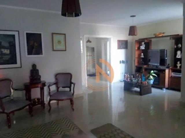 Casa com 3 quartos, 1 suíte e 3 vagas na Vila Madalena/ Pinheiros