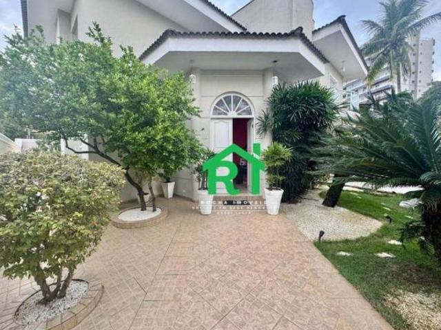 Casa com 3 quartos 1 suíte, 4 vagas e lazer à venda no Tombo, Guarujá | Rocha Imóveis Guarujá