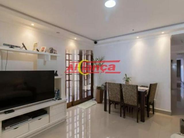 CASA COM 3 QUARTOS 1 SUITE 2 VAGAS VILA FLÓRIDA