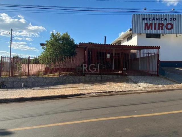Casa com 3 quartos, 1 suíte, vaga, varanda, no bairro Hilda, Cruz Alta/RS