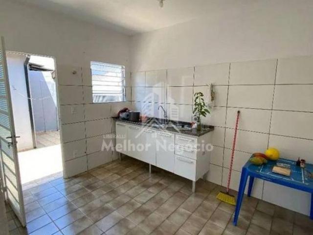 Casa com 3 quartos 1 suíte à venda na Vila Real, Hortolândia SP