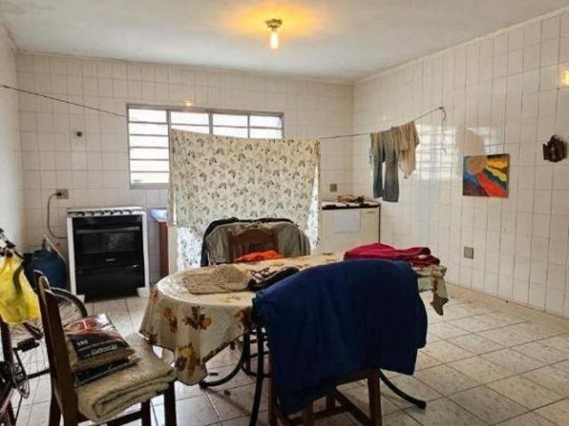 Casa com 3 quartos,1 suíte e 4 vagas à venda, 239 m² por R$ 698.000 Vila Guaraciaba Santo André