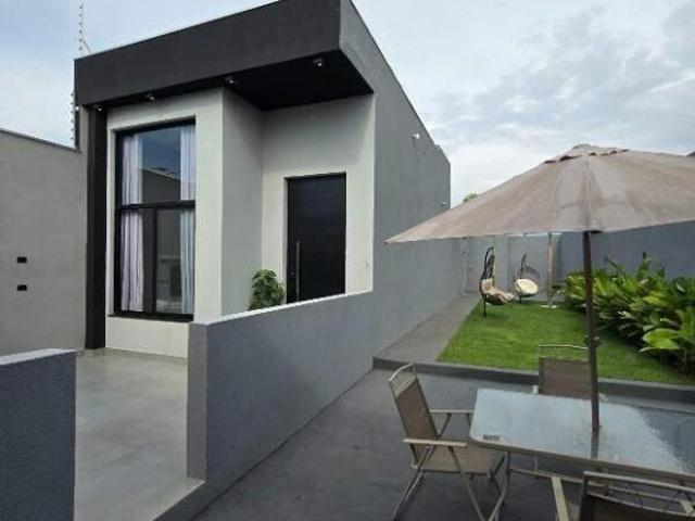 Casa com 3 quartos, 1 suíte e 4 vagas à venda no Jardim Itapuã em Santa Bárbara d&apos Oeste