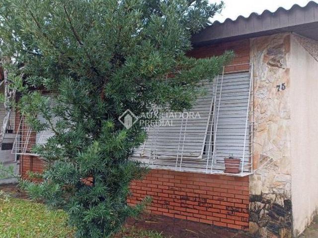 Casa com 3 quartos 1 suíte e 5 vagas no bairro São Sebastião