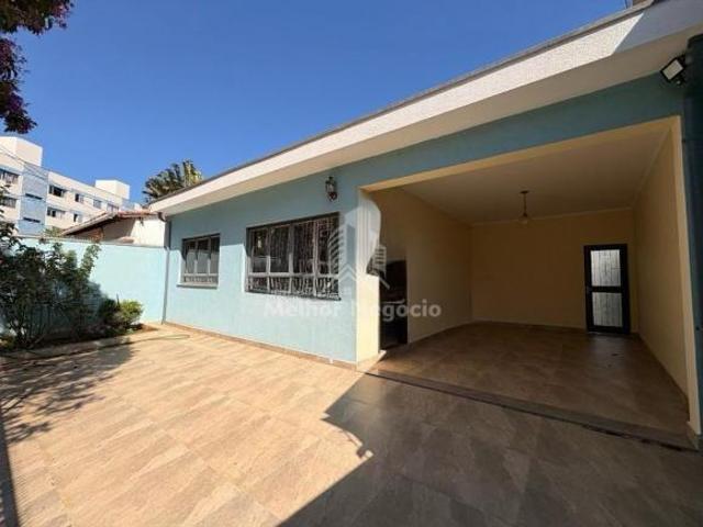 Casa com 3 quartos 1 suíte no bairro Taquaral em Campinas SP