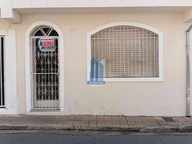 Casa com 3 quartos, 205 m²